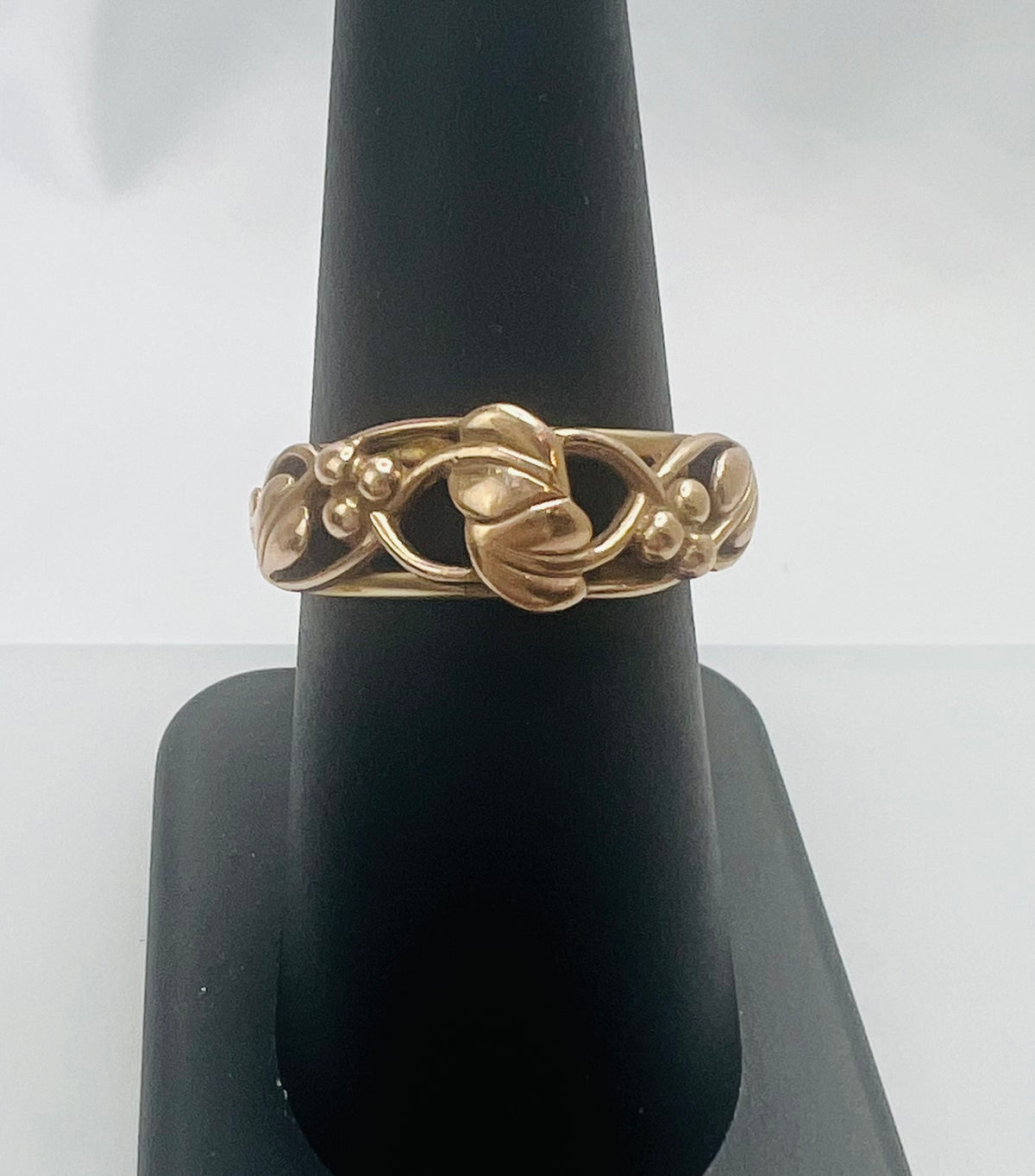 Estate Collection - Victorian Ring Grapevine Design – Chapel Farm ...